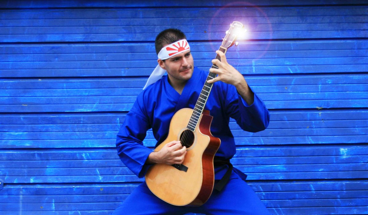 Ewan Dobson - biography, videos on Veojam