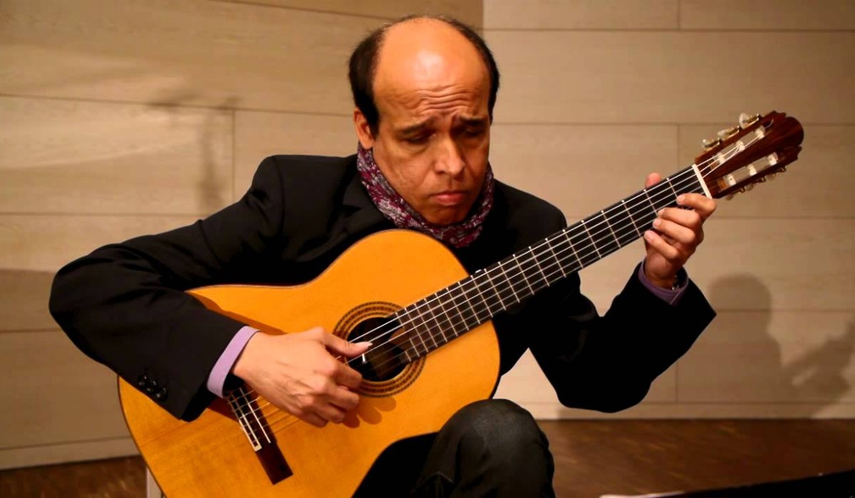 Julio Almeida - biography, videos on Veojam