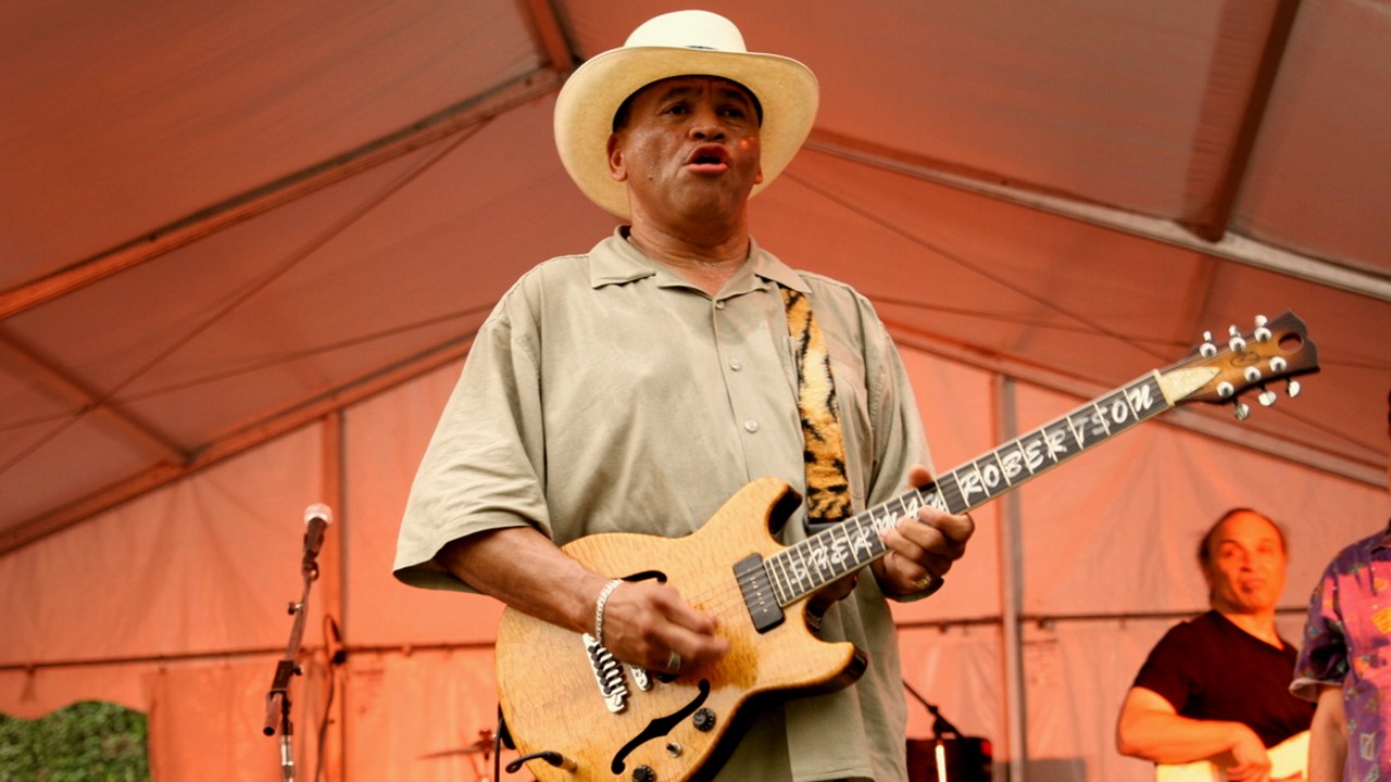 Sherman Robertson - biography, videos on Veojam