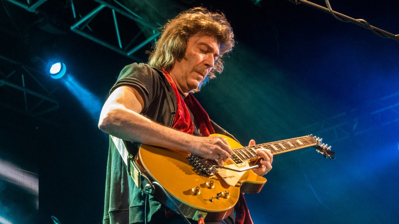 Steve Hackett - biography, videos on Veojam