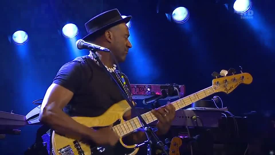 Bass Guitar - Marcus Miller - Power - Veojam
