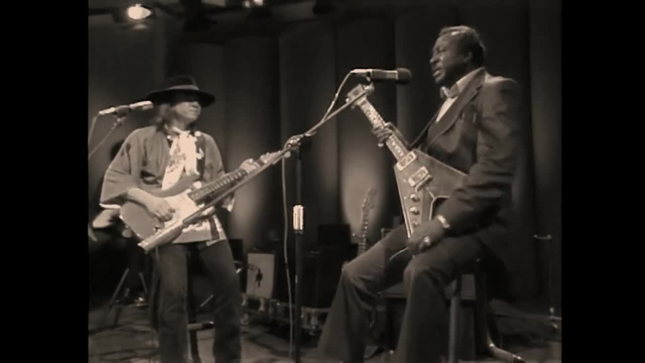Stevie Ray Vaughan with Albert King 1983 - Veojam